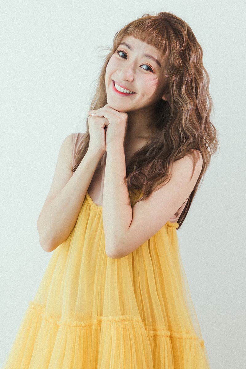 Contact – Queenzy 莊群施 Online Store